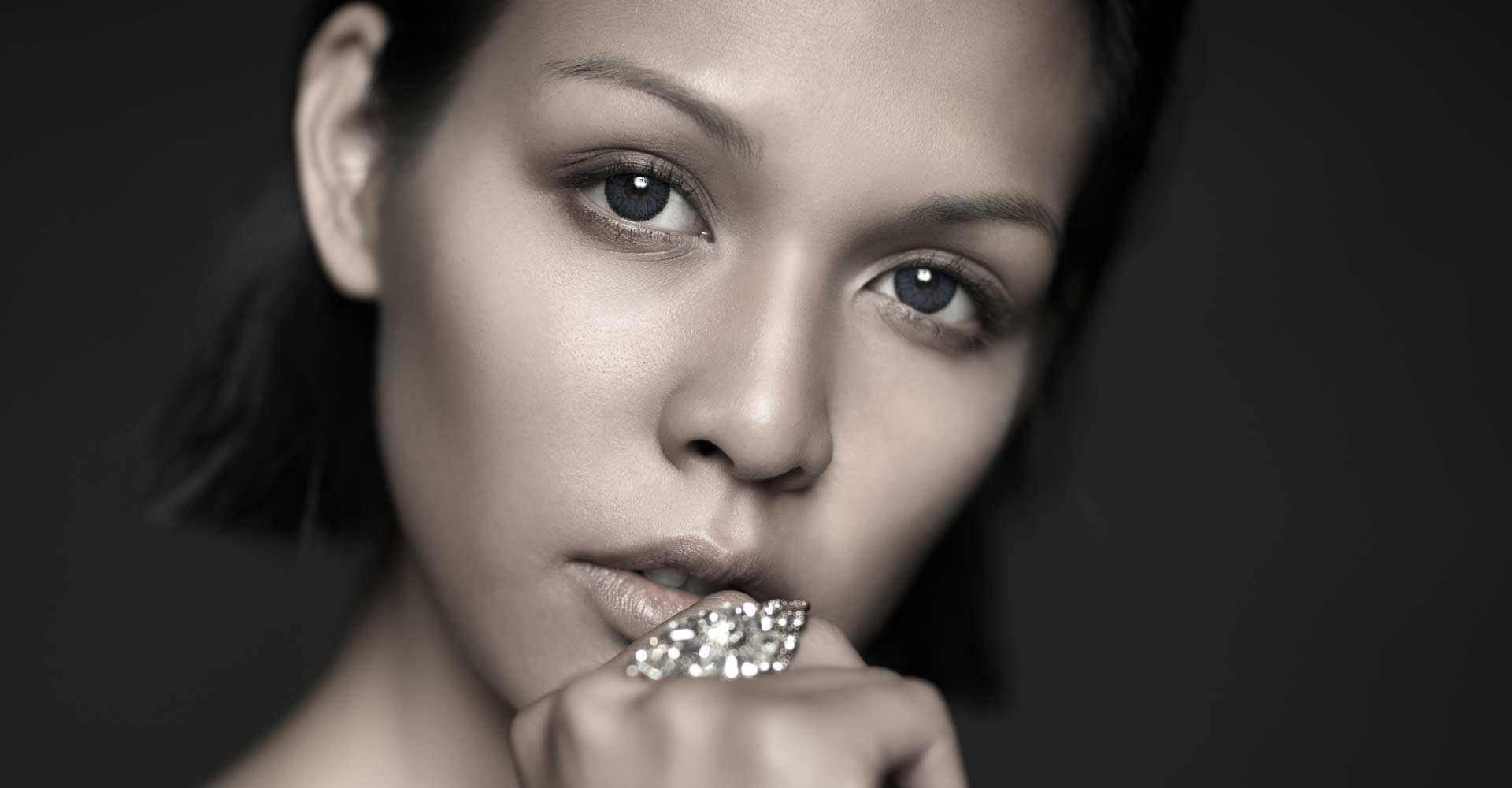 Open aperture portrait photography - Canon Academy